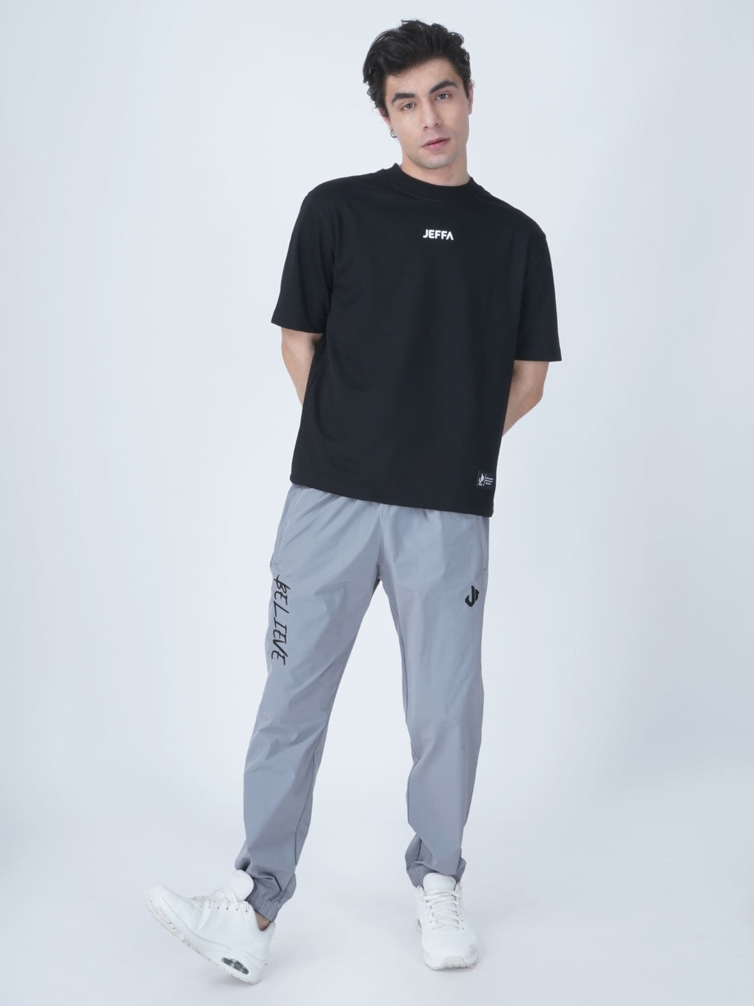Buy Grey Essential Relaxed Fit Jogger Online – JEFFA