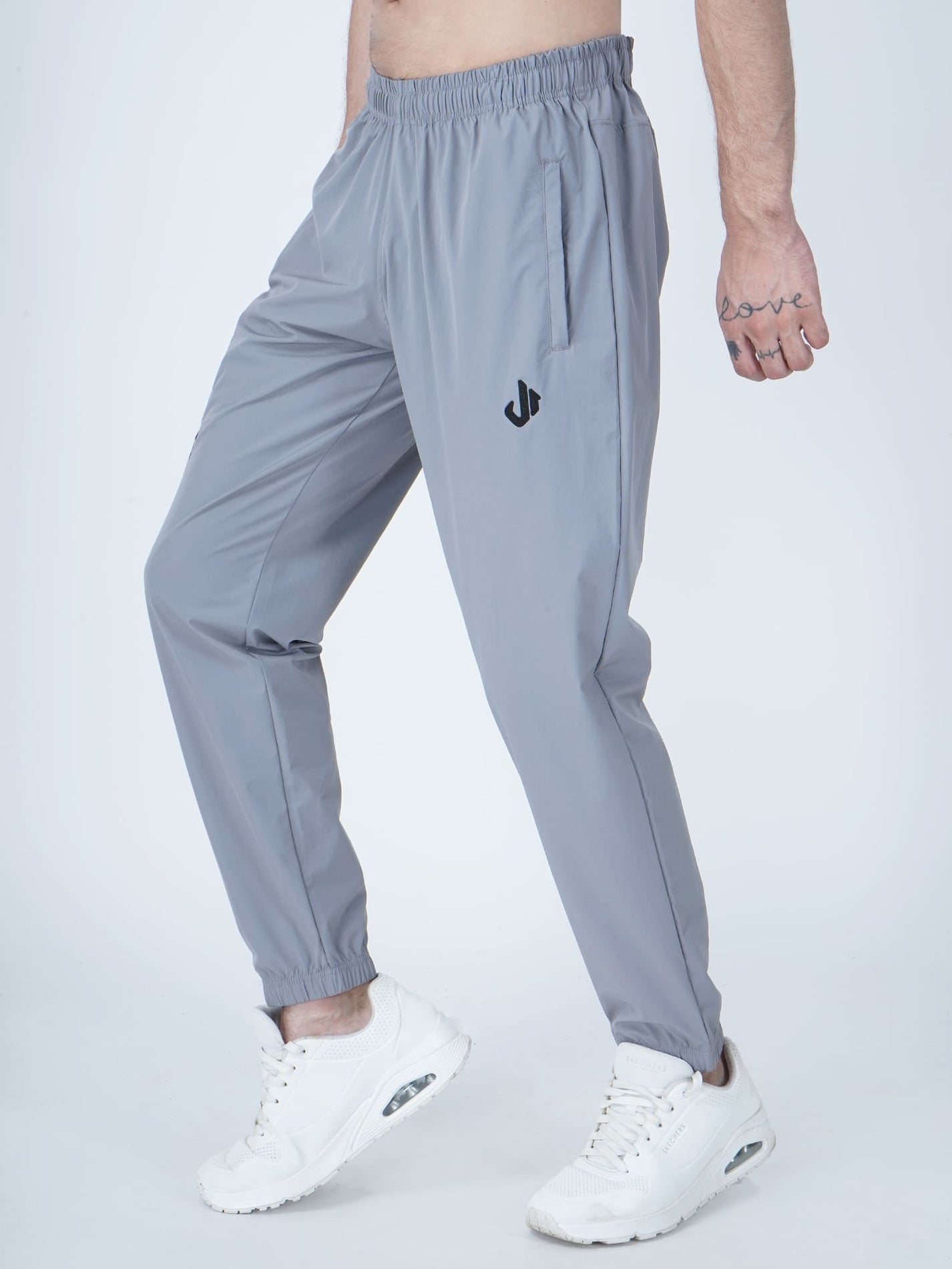 Buy Grey Essential Relaxed Fit Jogger Online – JEFFA