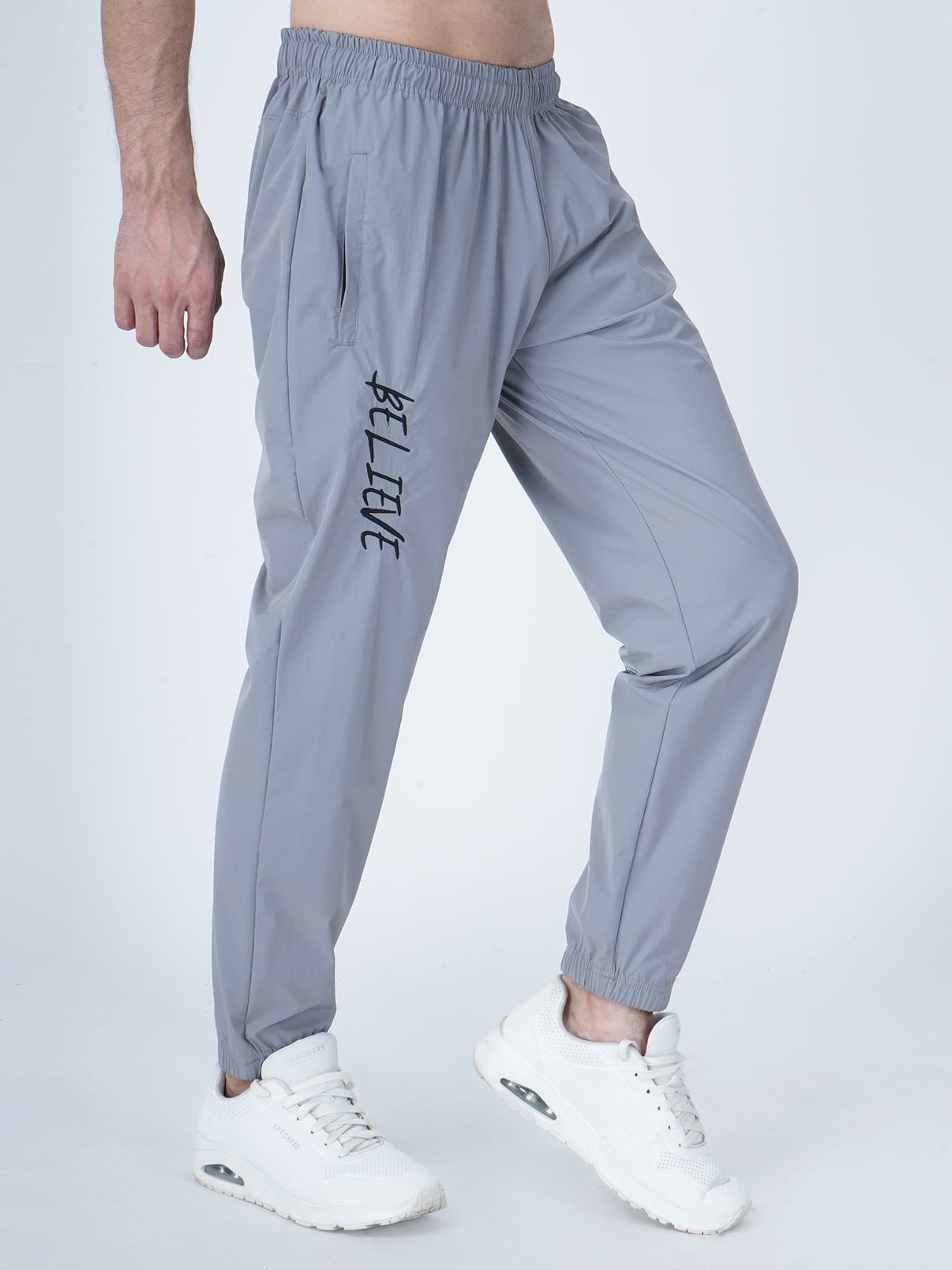 Buy Grey Essential Relaxed Fit Jogger Online – JEFFA